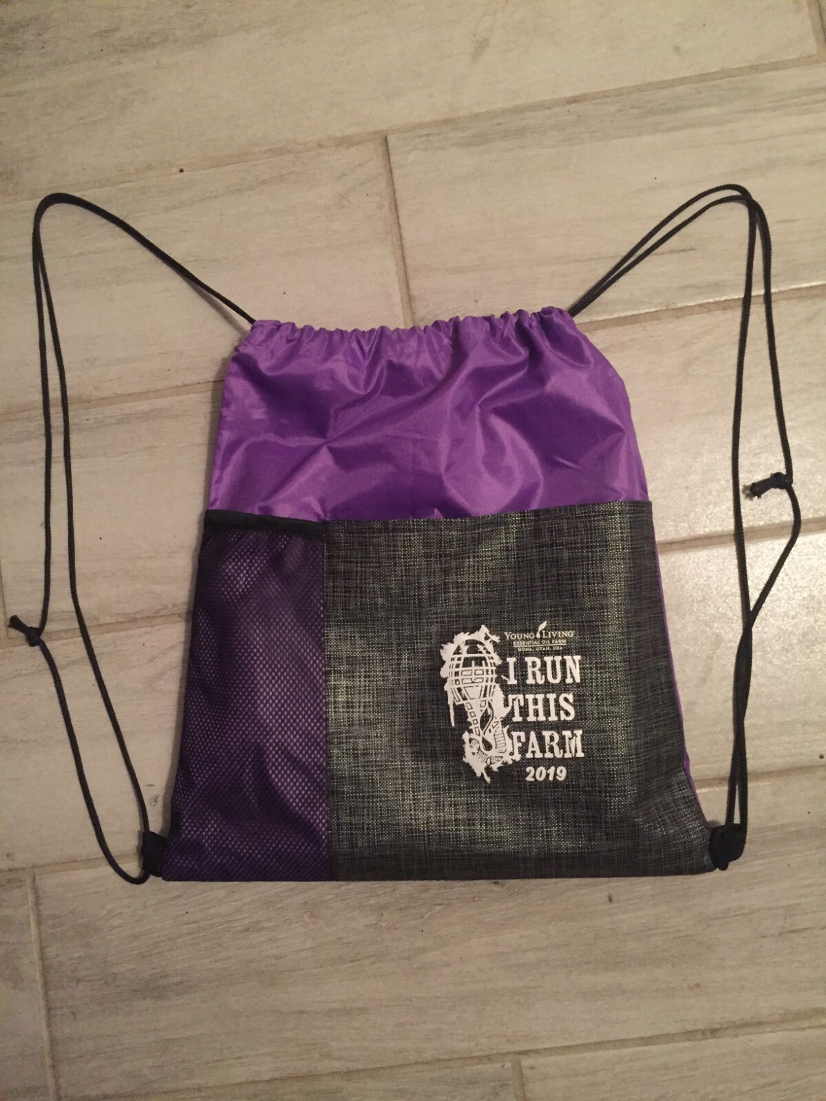 Title: Young Living Essential Oils drawstring pull st… - Gem