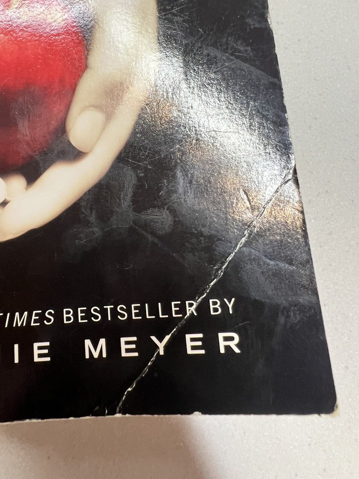 Twilight (The Twilight Saga, Book 1) - Paperback By Meyer, Stephenie ...