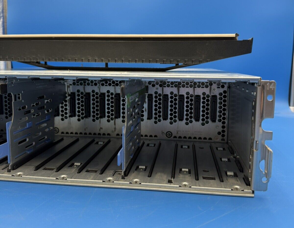 EMC VNXe3300 iSCSI SAN NAS Unified Storage System Expansion Shelf | eBay