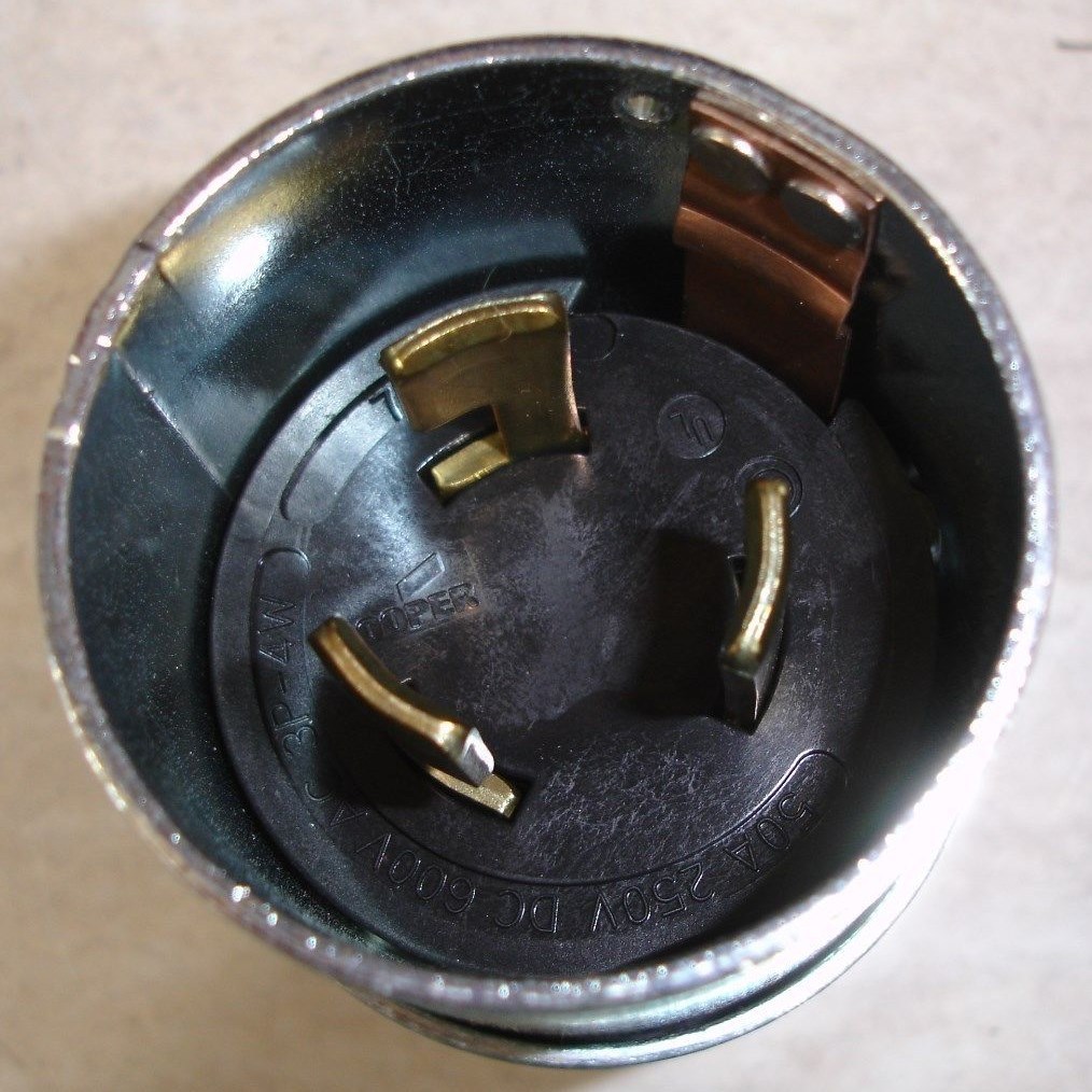 NEW Cooper 7765 50 Amp 600 volt 250 VDC 3 pole 4 wire grounding Locking ...