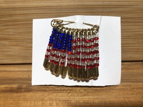 Patriotic USA Flag Pin American United States Flag Pin Beads & Safety ...