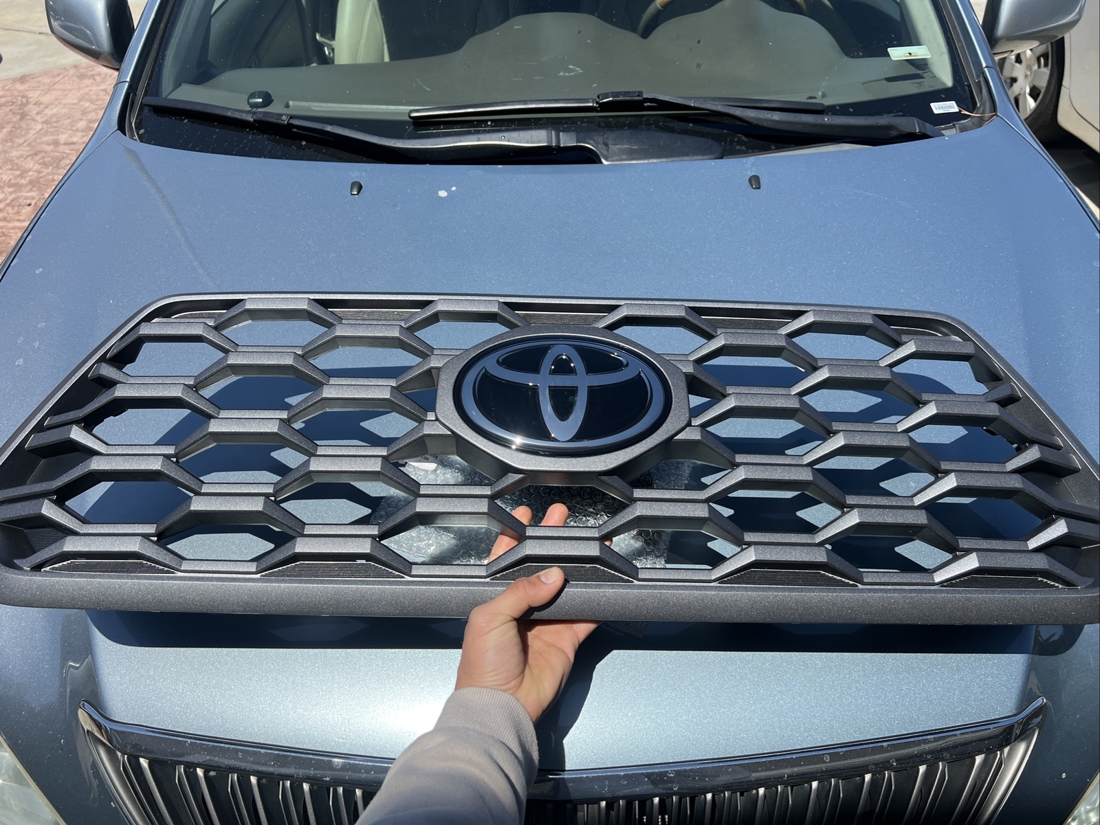 Toyota Tacoma TRD Grille W/ Emblem 53114-04250 / 5311404250 2020 OEM ...