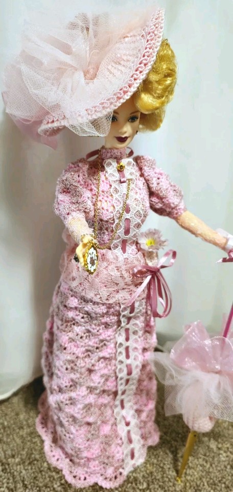 OOAK BLONDE BARBIE in VARIEGATED PINK CROCHET VINTAGE STYLE GOWN w ...