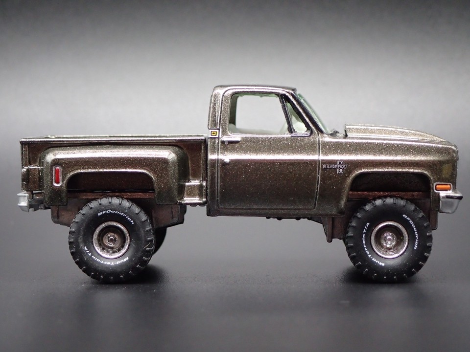1981 81 CHEVY CHEVROLET STEPSIDE 4X4 PICKUP TRUCK 1:64 SCALE DIECAST ...