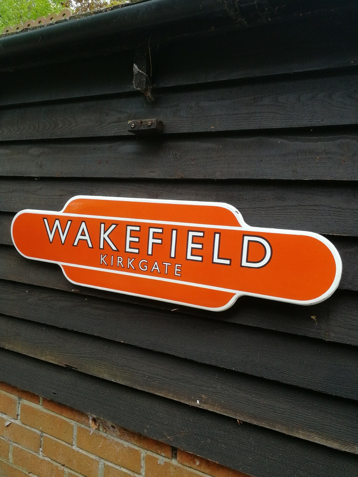 WAKEFIELD totem enamel sign British Rail BR sign NE train Wakefield ...