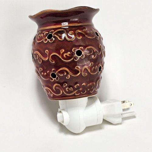 Scentsy Wall Plug In Wax Melt Warmer Roma Red Brown - Retired ...