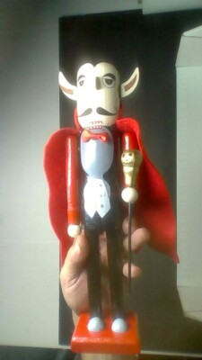happy HALLOWEEN COOL DAPPER DRACULA WOODEN 12 IN. non funtional ...