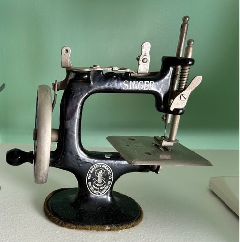 1920'S SINGER 20 SEWING MACHINE 4 SPOKE SEWHANDY | eBay