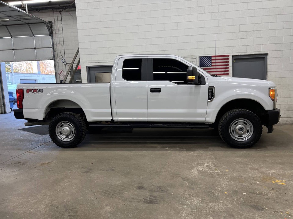 2017 Ford F-250 XL 4x4 4dr SuperCab 6.8 ft. SB Pickup | eBay