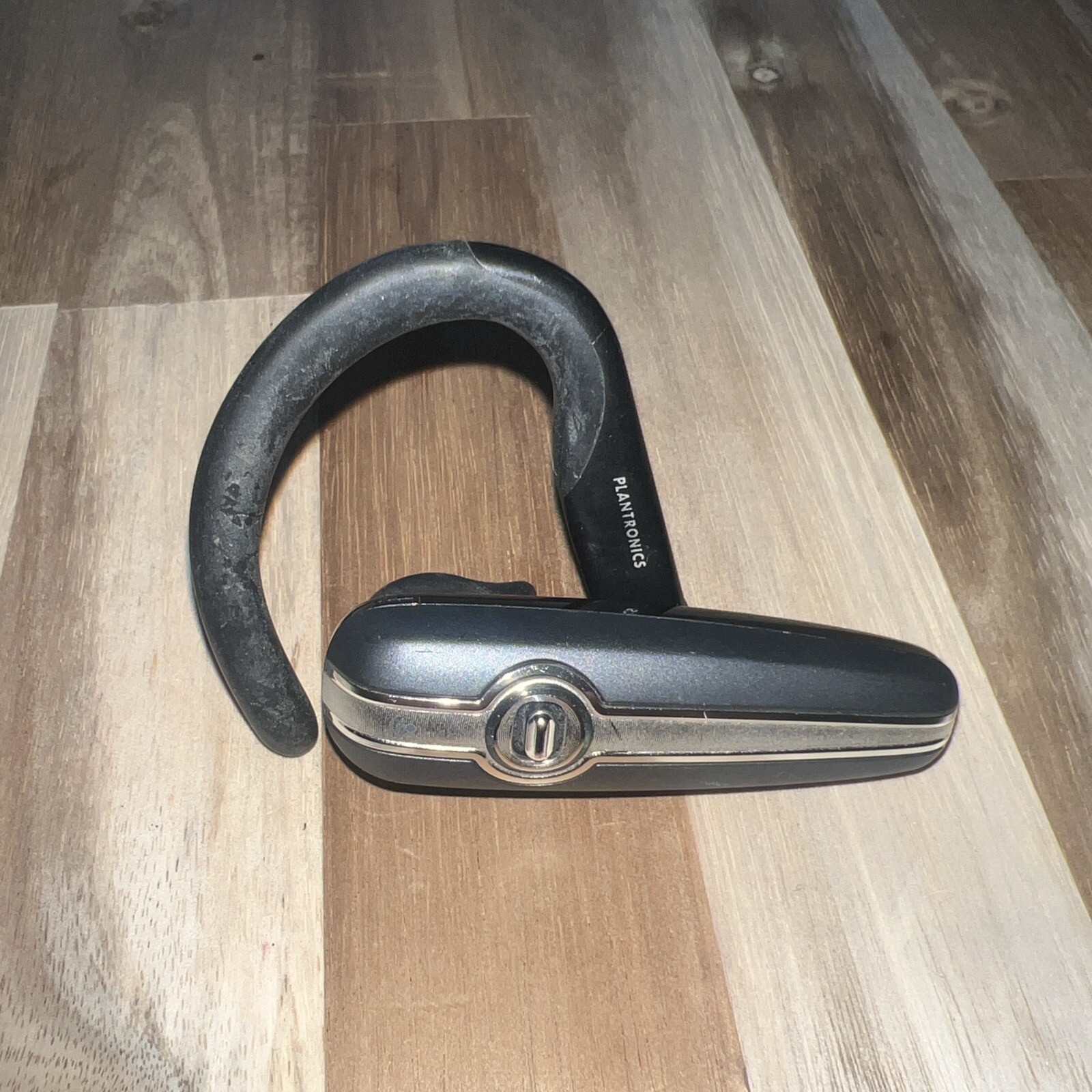 Plantronics 330 Bluetooth Wireless Cell Phone Earpiece Headphone ...