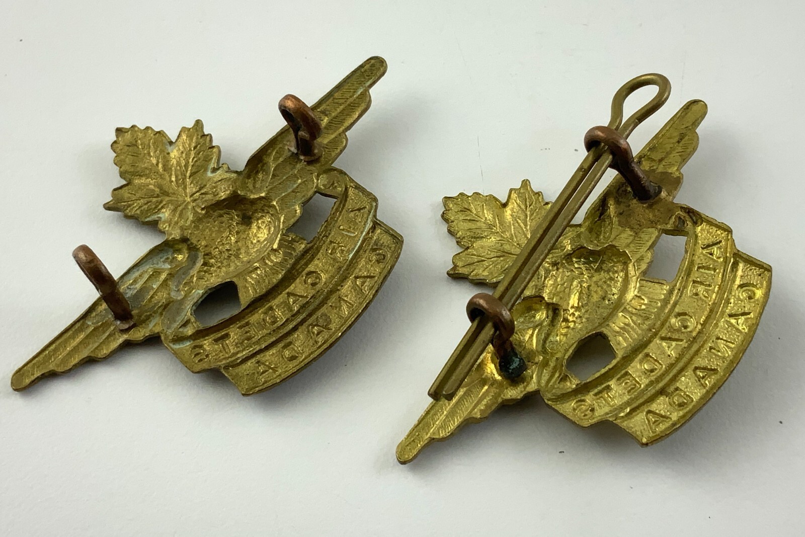 Air Cadets Canada Cap Badge RCAF Royal Canadian Airforce Lot of 2 BB507 ...