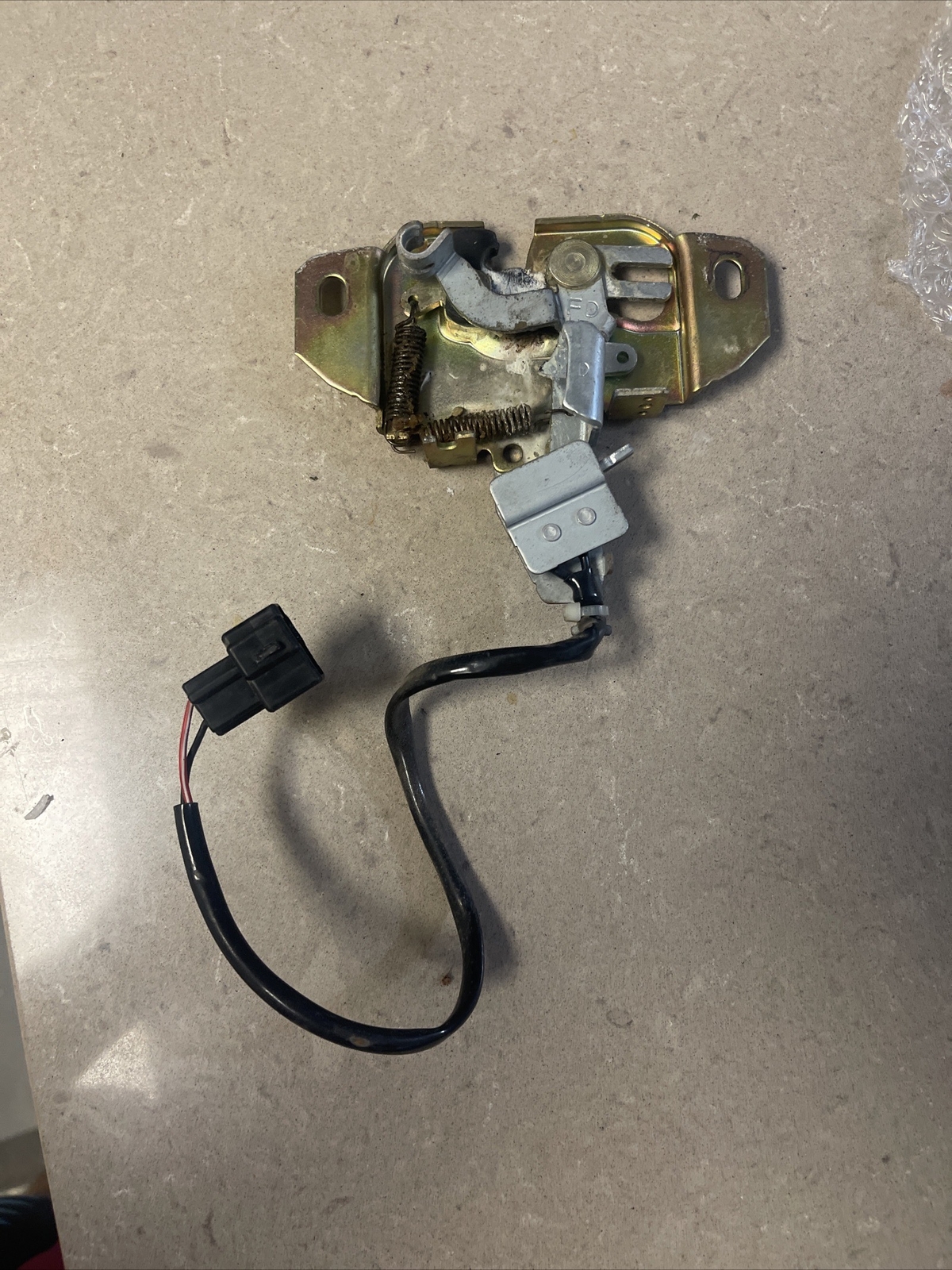 2G DSM Rear Trunk Latch Eclipse Spider Mitsubishi Oem Genuine 95-99 ...