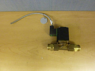 Burkert Direct-Acting Solenoid Valve Type 0256 A 3/8 FKM BR G 1/2 14PSI ...