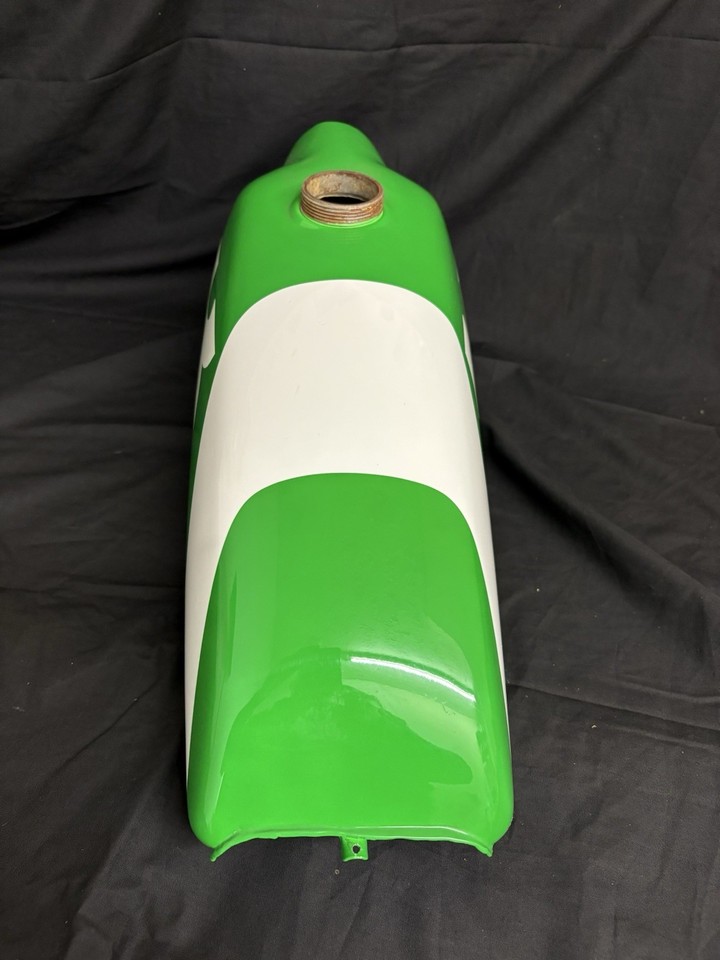 Kawasaki KT250 Paint Set Original Tank Repro Side Panels Professionally Painted | eBay UK
