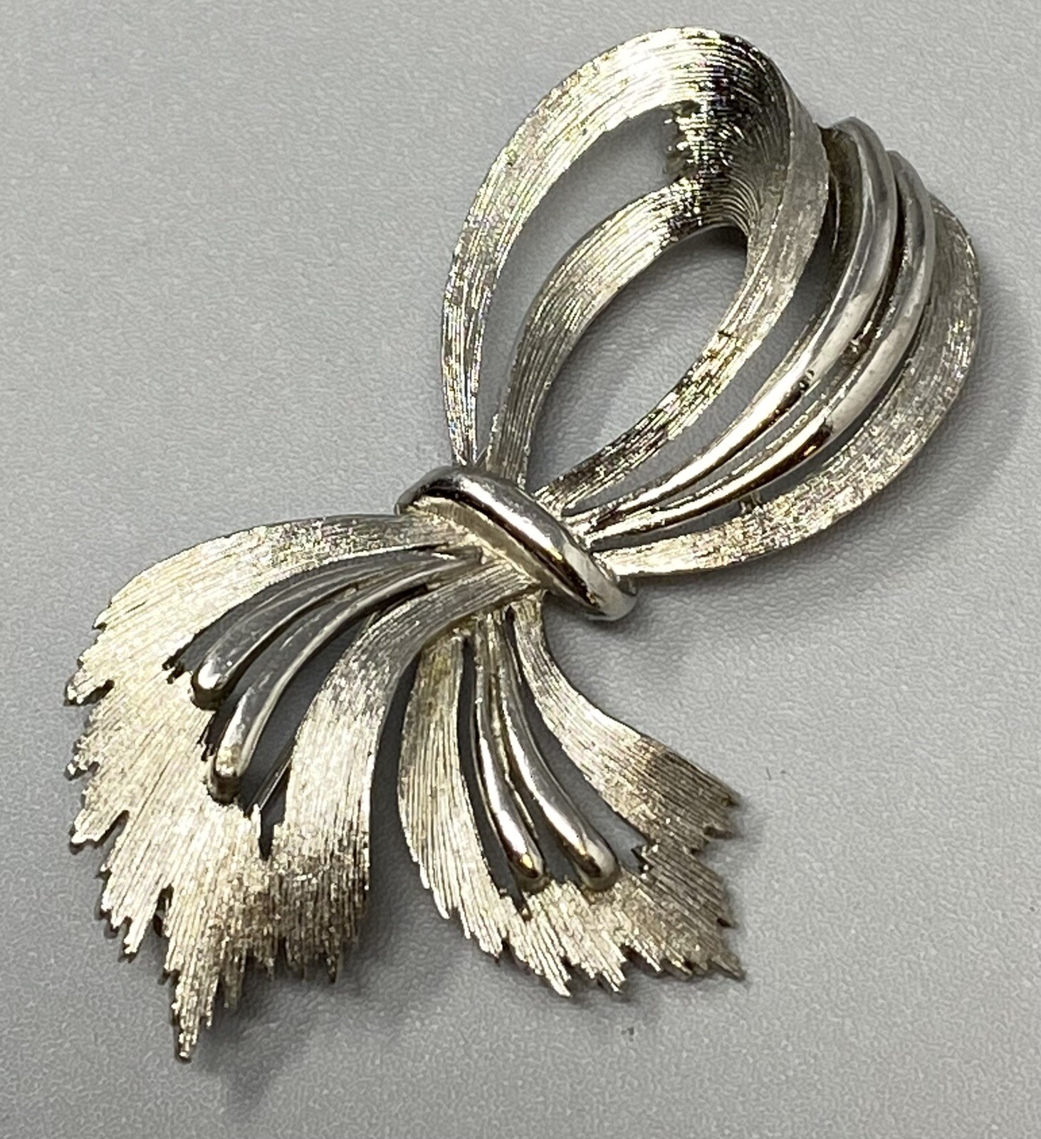 Vintage JJ Ribbon Brooch Silver Tone Brushed Open Work Bow Textured ...