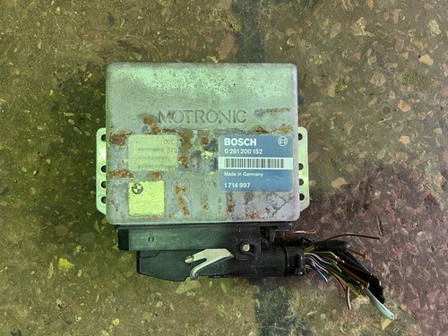 BMW engine control unit E30 E34 320i 520i Bosch Motronic 0261200152 ECU ...