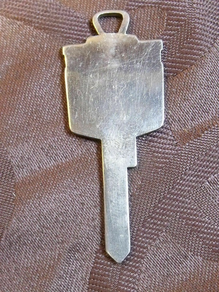 1947-60 Studebaker with Hurd Locks ~ Crest Logo Key Blank | United States