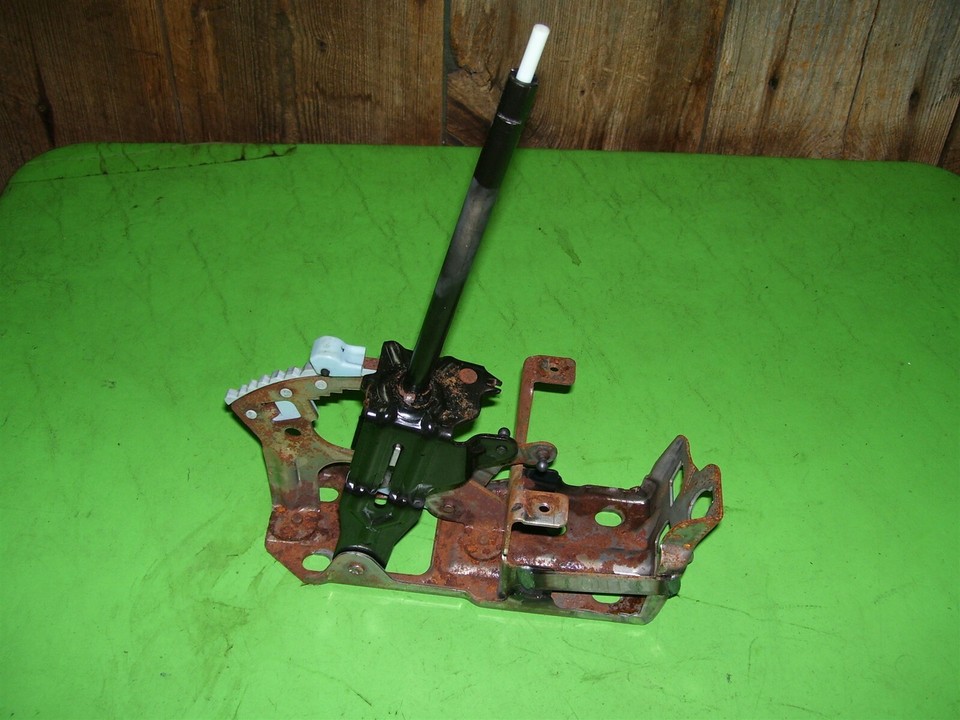 97 98 99 Buick Riviera Automatic Transmission Console SHIFTER Shift OEM ...