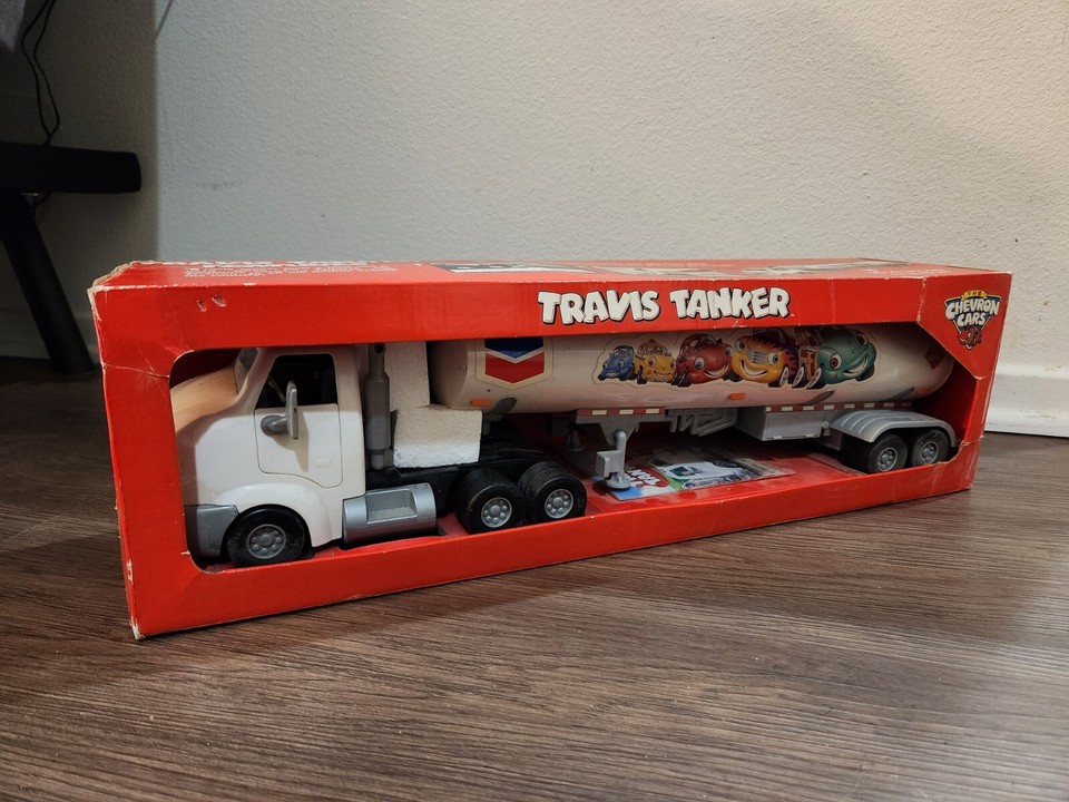 Chevron Cars Travis Tanker 2005 Semi Toy Truck NIB 16BL | eBay