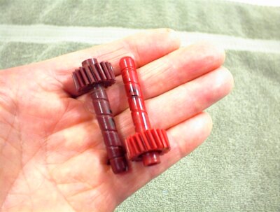 CHEVROLET TRUCK SPEEDOMETER GEAR 1973 1974 1975 1976 GM BLAZER SUBURBAN ...