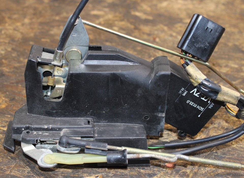 Front Right Passenger Door Latch Locking Mechanism Actuator Lock OEM ...