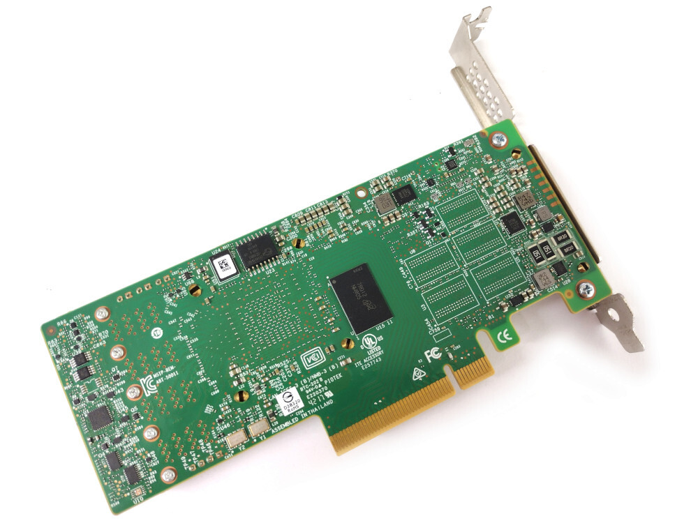 Lenovo+ThinkSystem+RAID+930-24i+4GB+Flash+PCIe+12GB+Adapter+ ...