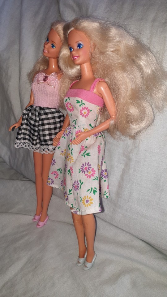 Vintage 1990s BARBIE Dolls Set - Blonde Hair - Casual Dress | eBay