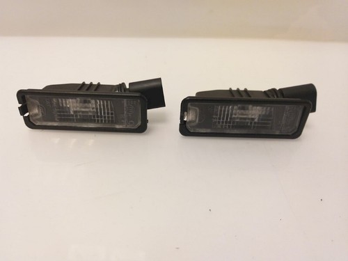 LICENSE PLATE LIGHT Porsche Macan (95B) SUV 2.0 16V Turbo (DLHB) 2017 ...