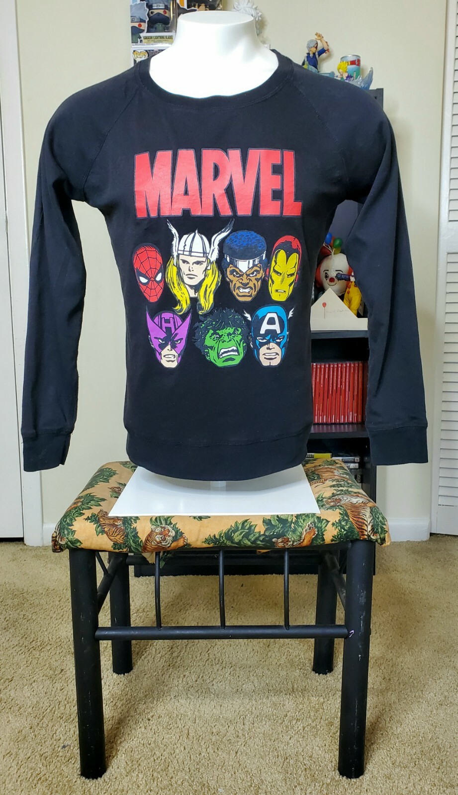 Vintage Marvel Avengers "Hero Face" Black Long Sleeve… - Gem