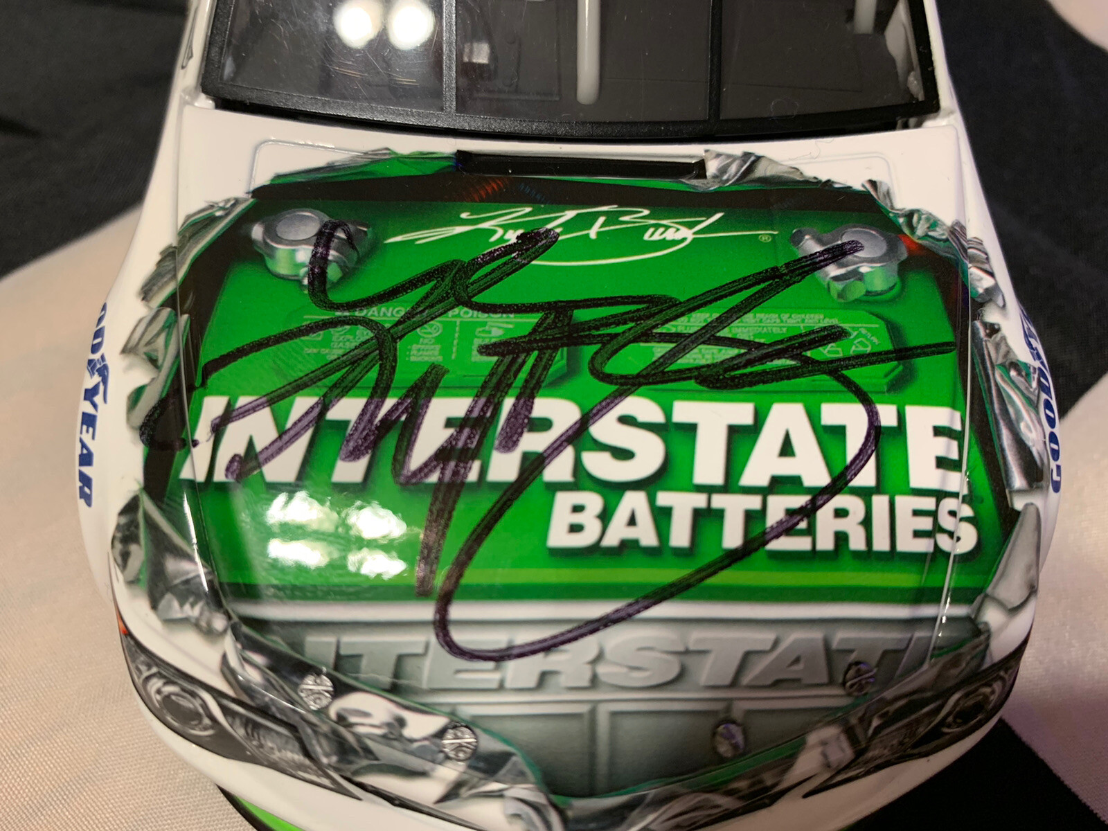 2014 Kyle Busch Autographed #18 Interstate Batteries 1/24 | eBay