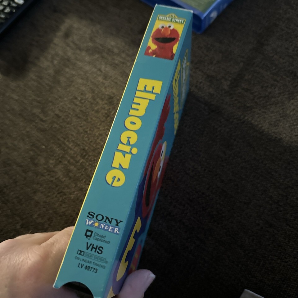 Elmocize VHS 1996 Elmo Kids Video Sesame Street Exercise Workout RARE ...