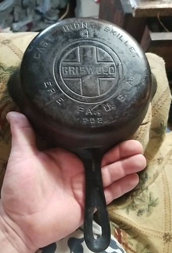 Griswold Cast Iron Skillet No 4 With Large Block Logo 702 Erie PA USA ...