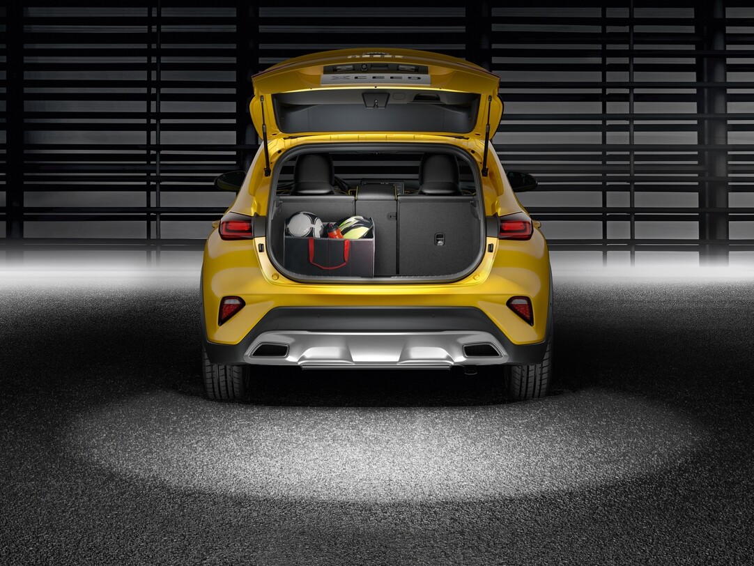 LED Kofferraum- und Heckausleuchtung Kia 66652ADE00 online kaufen | eBay.de