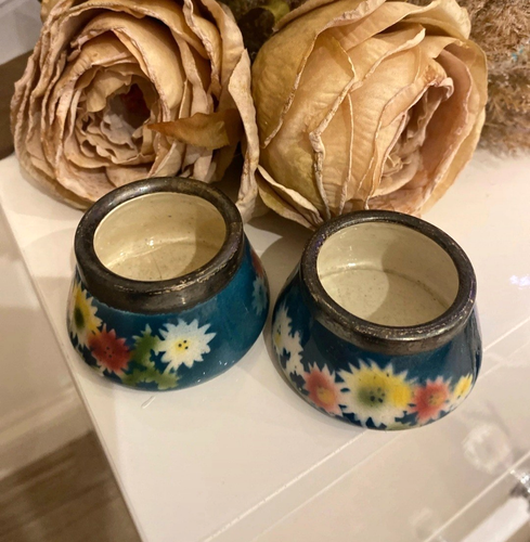 ڿڰۣ DAVID LOEBL POTTERY Two ART NOUVEAU FLORAL DESIGN Collared SALT ...
