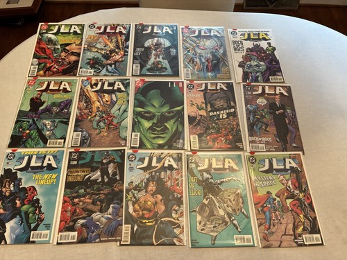 Huge lot of JLA Justice League Comics 41 Issues superman batman flash ...