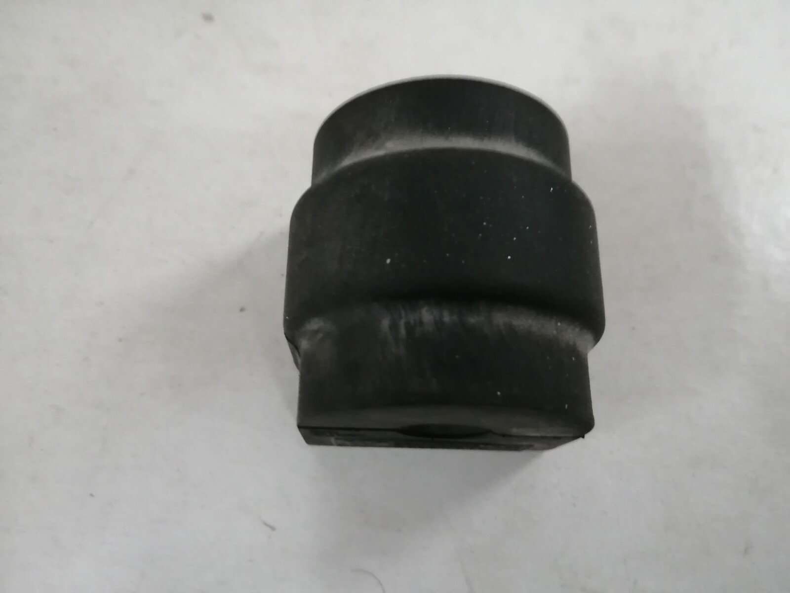 BMW+OEM+08-10+535i+Stabilizer+Sway+Bar-rear-bushings+33556761004 for ...