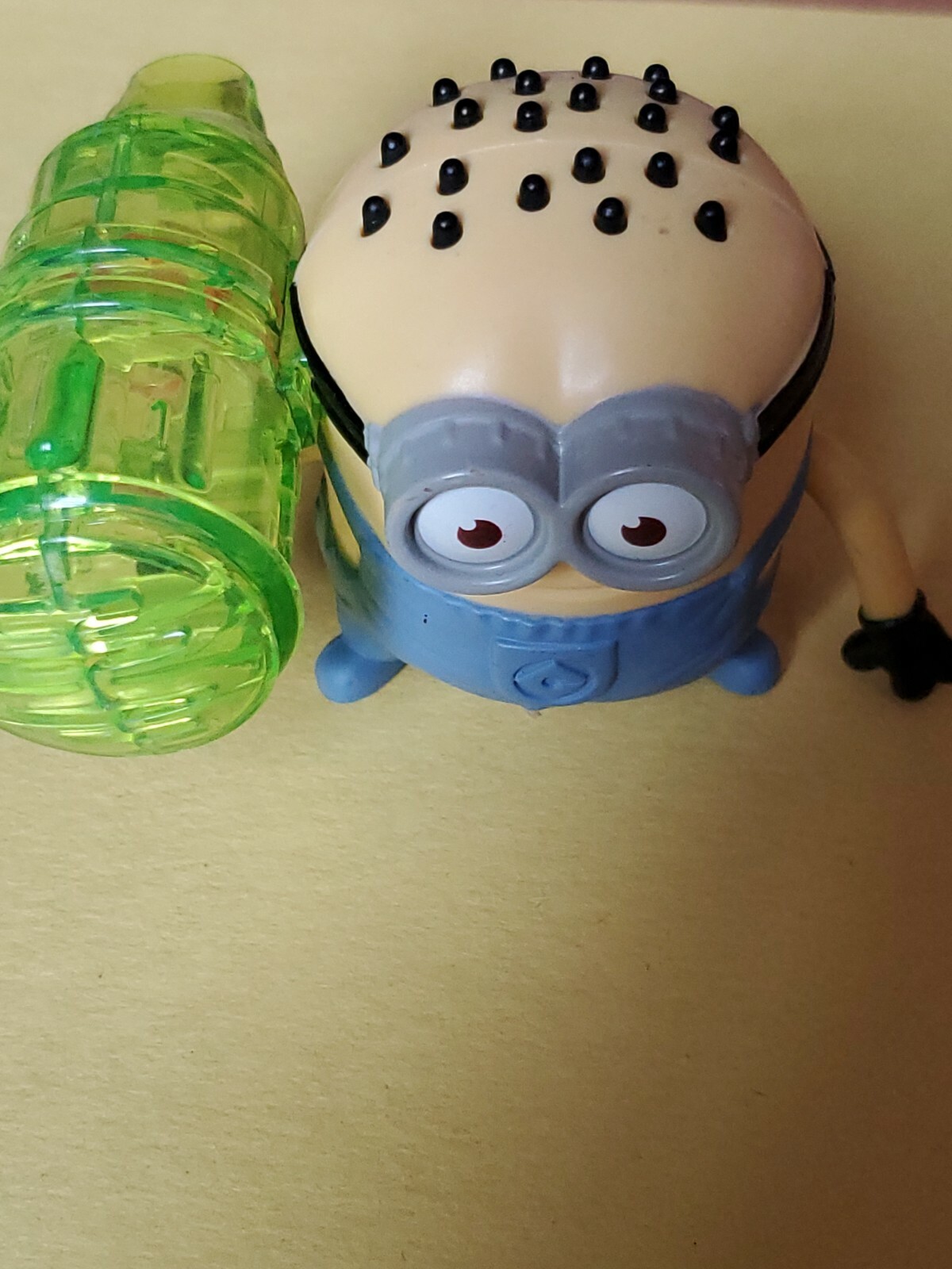 2013 McDONALDS DESPICABLE ME 2 #4 MINION JERRY WHIZZER WHISTLE HAPPY ...