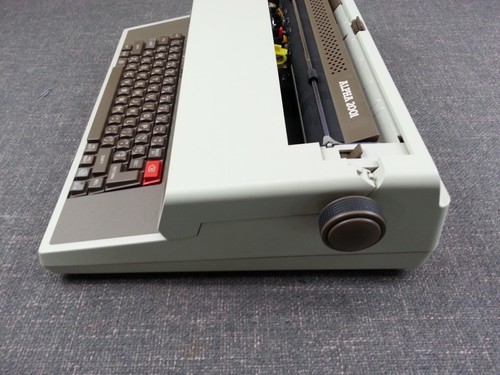 Royal Business Machines Alpha 2001 Electric Typewriter With Case Works ...
