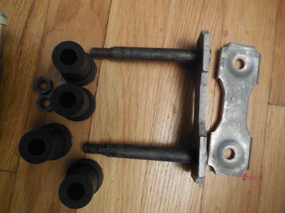 NOS 1966-1968 Ford Fairlane Torino Rear Spring Shackle Kit D1OZ-5630-A ...