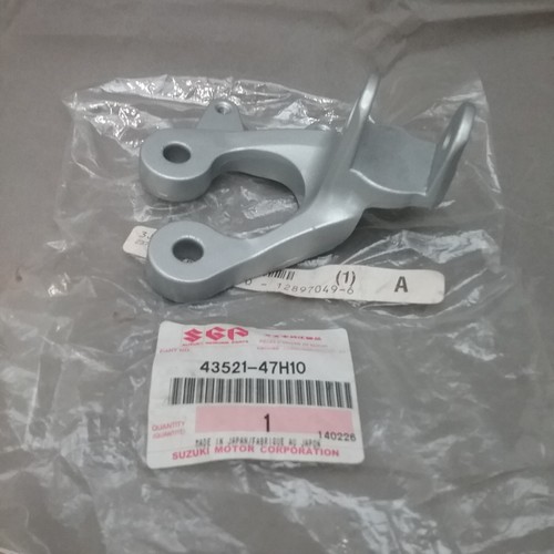 NEW GENUINE SUZUKI 43521-47H10 FRONT RIGHT FOOT RESTR BRACKET 2011-2014 ...