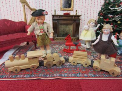 Vintage Japan Wooden Train Doll / Dollhouse Sz Miniature Toy ...