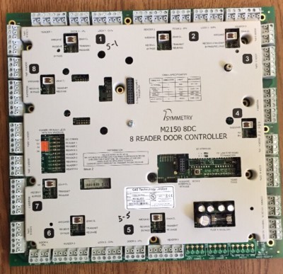 Control Panels & Keypads - 8 Reader