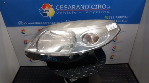 Proiettore-Faro Sx. 8200733878 DACIA Sandero ( 07/08>04/13