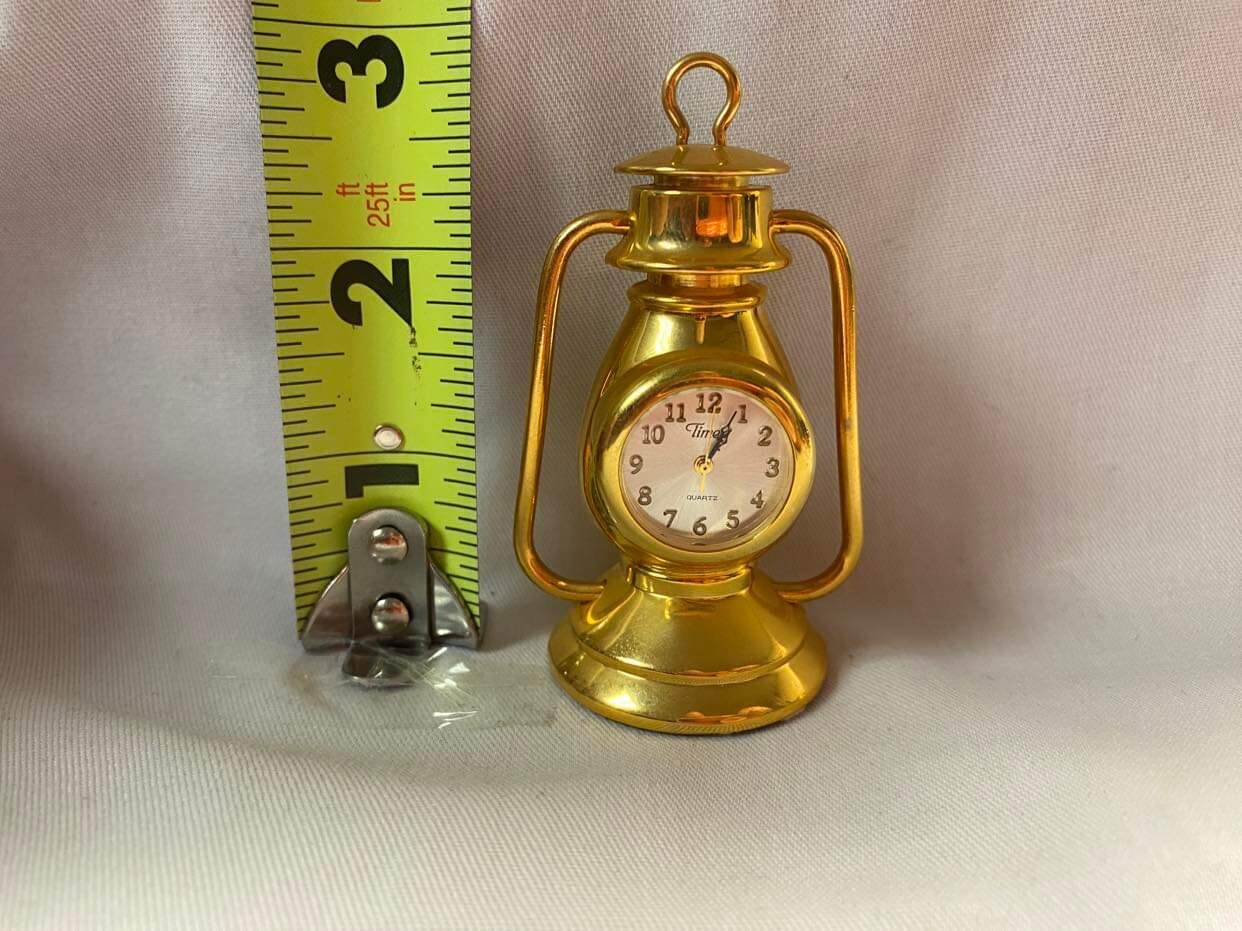 Vintage Miniature Circa Quartz Gold Design Desk Clock Untested ...