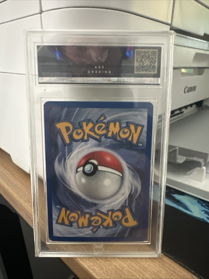 Pokemon CGC 8 Erika's Vileplume 5/132 Holo Rare Gym Heroes NM/Mint ...