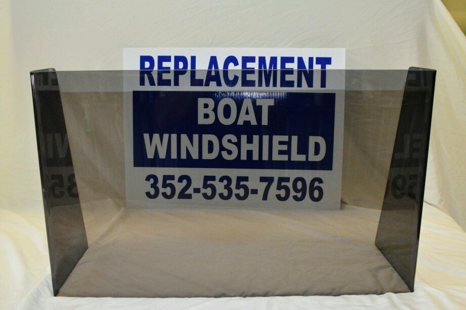 Center Console Windshield Replacement Robalo Boat Windshield | 300