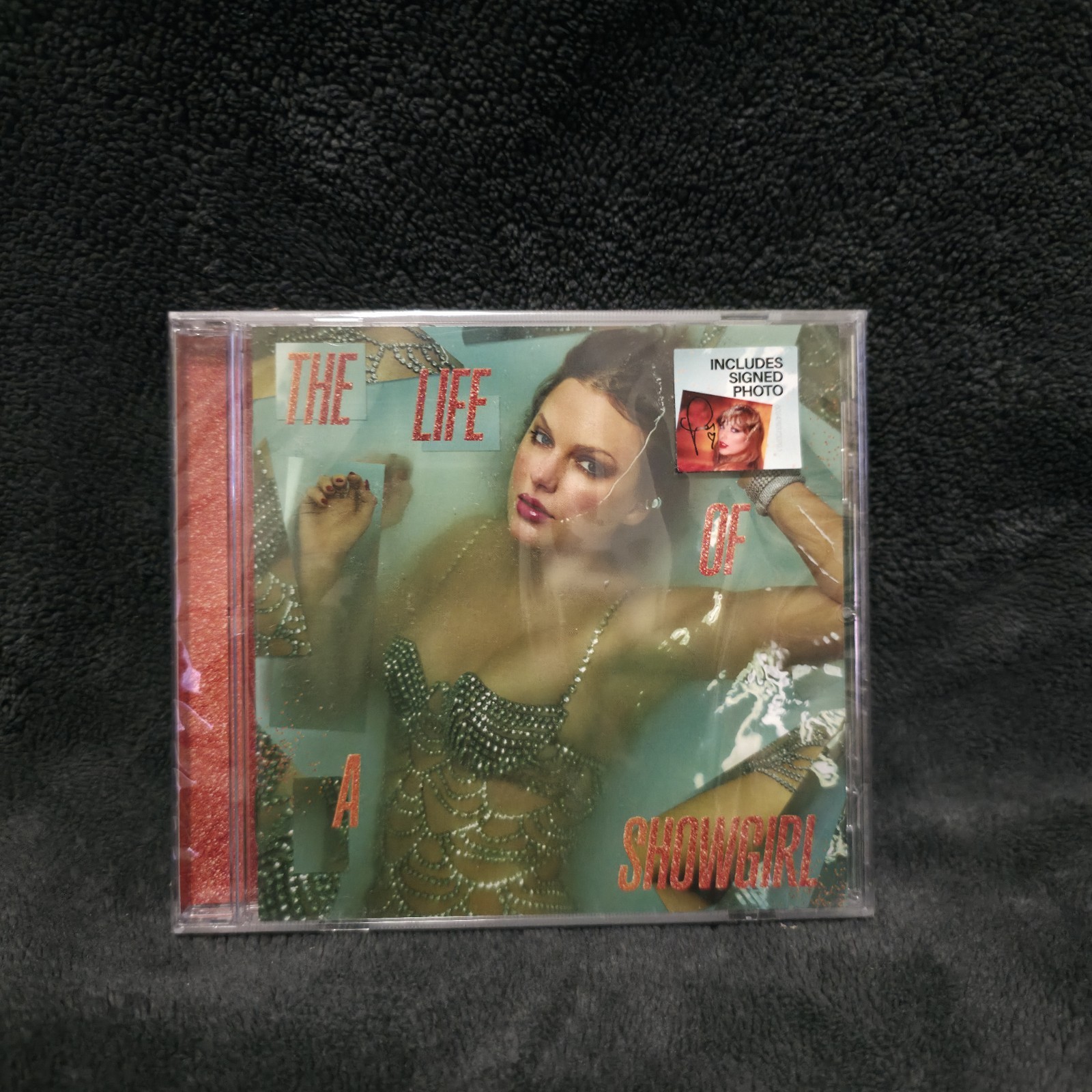Taylor Swift - The Life of a Showgirl CD + Hand Signed
