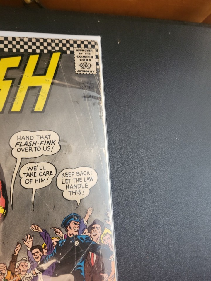 DC Comics The Flash Silver Age Bronze Superheroes Comic Book Lot 13 ...