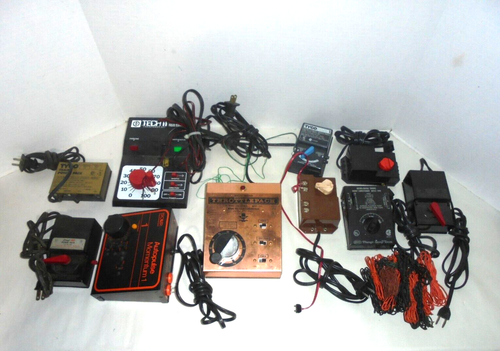 HO TRAINS LOT OF TEN HO OR USED WITH N GAUGE. TRAIN TRANSFORMERS POWER ...