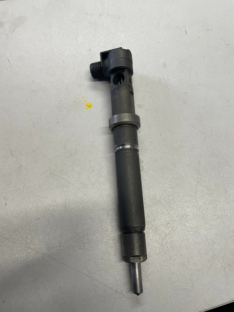 MERCEDES BENZ C E GLK CLS SPRINTER Diesel Fuel Injector A6510702787 ...